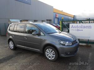 Grey Volkswagen Touran 2015 in Viljandi, with an engine capacity of 1.60 L and mileage of 198 thousand km for 8490 €, photo 17 on AUTOMOTO.COM.LV
