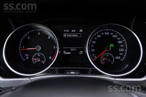 Grey Volkswagen Touran 2016 in Riga, with an engine capacity of 2.00 L and mileage of 203 thousand km for 13950 €, photo 19 on AUTOMOTO.COM.LV