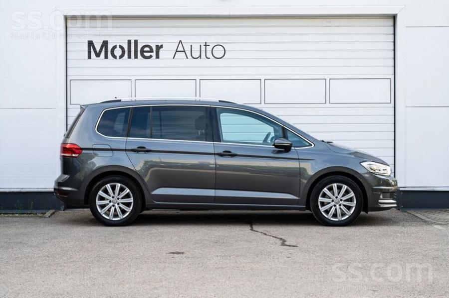 Grey Volkswagen Touran 2017 in Riga, with an engine capacity of 2.00 L and mileage of 100 thousand km for 14950 €, photo 6 on AUTOMOTO.COM.LV