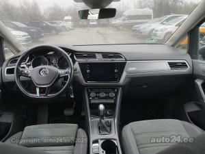 Pelēks Volkswagen Touran 2019 Viljandi, ar dzinēja tilpumu 2.00 L un nobraukumu 207 tūkst. km par 16490 €, foto 5 vietnē AUTOMOTO.COM.LV