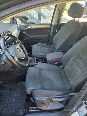 Grey Volkswagen Touran 2020 in Viljandi, with an engine capacity of 2.00 L and mileage of 288 thousand km for 13999 €, photo 13 on AUTOMOTO.COM.LV