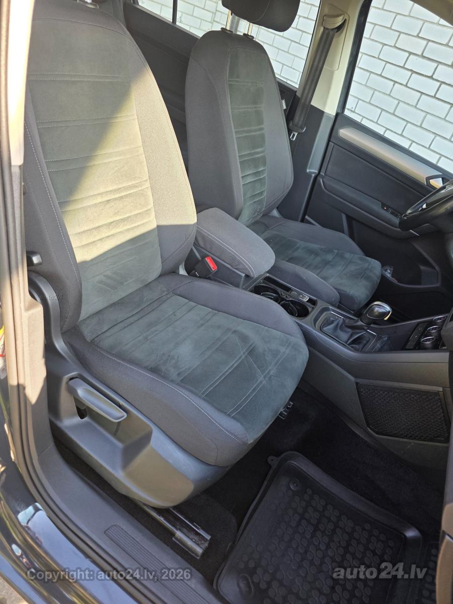 Grey Volkswagen Touran 2020 in Viljandi, with an engine capacity of 2.00 L and mileage of 288 thousand km for 13999 €, photo 14 on AUTOMOTO.COM.LV