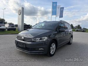 Grey Volkswagen Touran 2022 in Viljandi, with an engine capacity of 2.00 L and mileage of 195 thousand km for 16990 €, photo  on AUTOMOTO.COM.LV