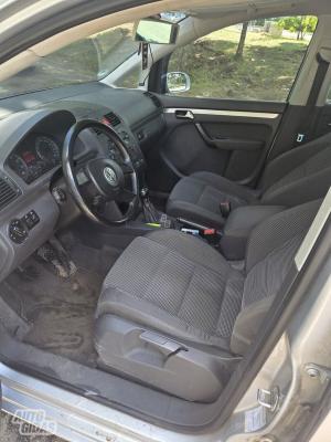 Volkswagen Touran 2004 in Silale, with an engine capacity of 1.60 L and mileage of 248 thousand km for 1400 €, photo  on AUTOMOTO.COM.LV