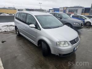 Volkswagen Touran 2005 Rīga, ar dzinēja tilpumu 2.00 L un nobraukumu 400 tūkst. km par 1100 €, foto 3 vietnē AUTOMOTO.COM.LV