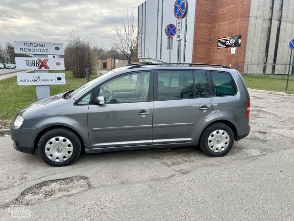 Volkswagen Touran 2006 in Kaunas, with an engine capacity of 1.90 L and mileage of 330 thousand km for 1750 €, photo 3 on AUTOMOTO.COM.LV