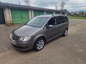 Volkswagen Touran 2010 Kazlų Rūda, ar dzinēja tilpumu 2.00 L un nobraukumu 273 tūkst. km par 2999 €, foto  vietnē AUTOMOTO.COM.LV
