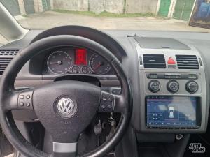 Volkswagen Touran 2010 in Kazlu Ruda, with an engine capacity of 2.00 L and mileage of 273 thousand km for 2999 €, photo 9 on AUTOMOTO.COM.LV