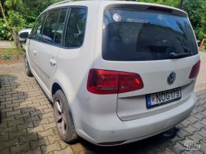 Volkswagen Touran 2011 in Vilnius, with an engine capacity of 2.00 L and mileage of 340 thousand km for 5000 €, photo 4 on AUTOMOTO.COM.LV
