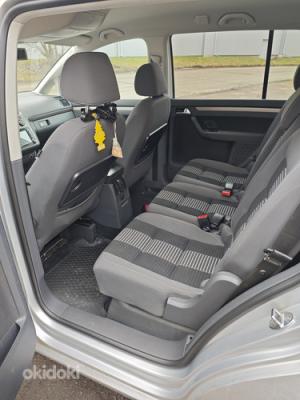Volkswagen Touran 2008 in Tallinn, with an engine capacity of 2.00 L and mileage of 319 thousand km for 3500 €, photo 10 on AUTOMOTO.COM.LV