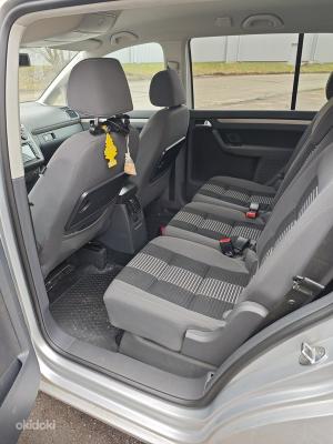 Volkswagen Touran 2008 in Tallinn, with an engine capacity of 2.00 L and mileage of 319 thousand km for 3500 €, photo 24 on AUTOMOTO.COM.LV