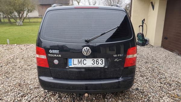 Volkswagen Touran 2003 Marijampole, ar dzinēja tilpumu 1.60 L un nobraukumu 266 tūkst. km par 650 €, foto 5 vietnē AUTOMOTO.COM.LV