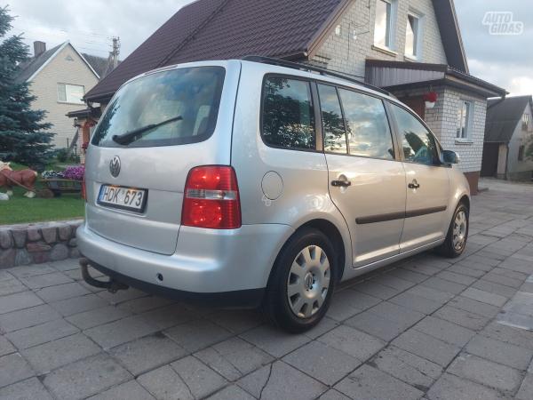 Volkswagen Touran 2003 in Vilnius, with an engine capacity of 1.90 L and mileage of 325 thousand km for 2000 €, photo 1 on AUTOMOTO.COM.LV