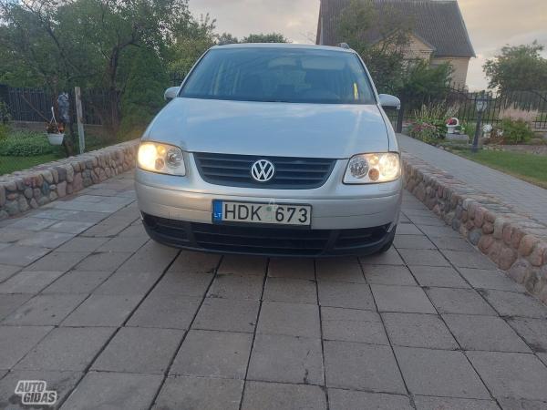 Volkswagen Touran 2003 in Vilnius, with an engine capacity of 1.90 L and mileage of 325 thousand km for 2000 €, photo 3 on AUTOMOTO.COM.LV