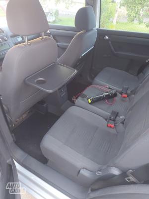 Volkswagen Touran 2003 Viļņa, ar dzinēja tilpumu 1.90 L un nobraukumu 325 tūkst. km par 2000 €, foto 13 vietnē AUTOMOTO.COM.LV