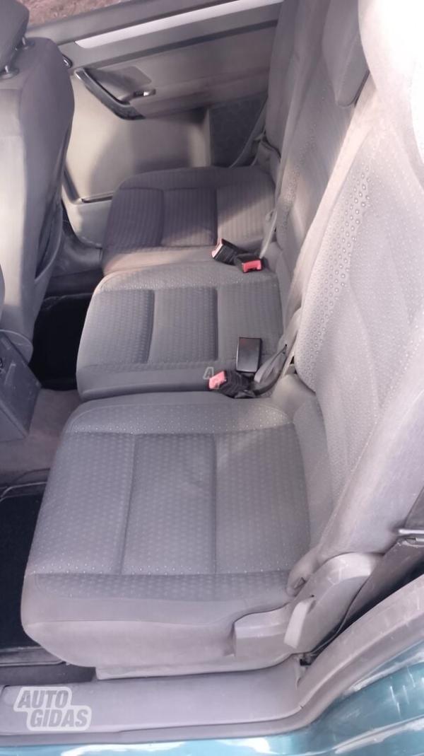 Volkswagen Touran 2003 Kauņa, ar dzinēja tilpumu 1.90 L un nobraukumu 363 tūkst. km par 800 €, foto 11 vietnē AUTOMOTO.COM.LV