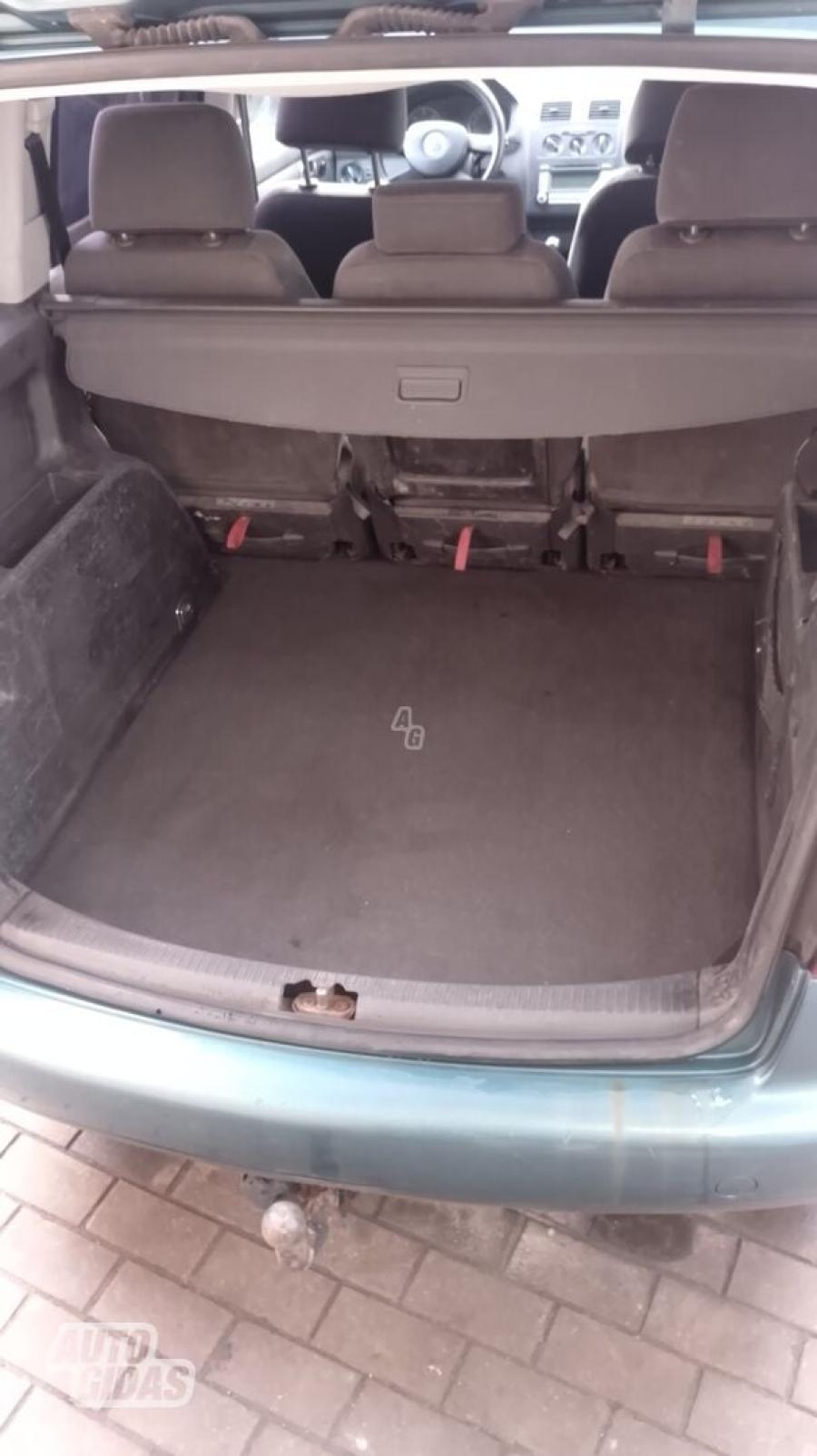 Volkswagen Touran 2003 Kauņa, ar dzinēja tilpumu 1.90 L un nobraukumu 363 tūkst. km par 800 €, foto 13 vietnē AUTOMOTO.COM.LV