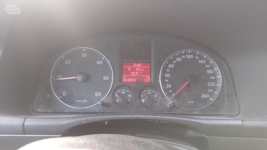 Volkswagen Touran 2003 Kauņa, ar dzinēja tilpumu 1.90 L un nobraukumu 363 tūkst. km par 800 €, foto 14 vietnē AUTOMOTO.COM.LV