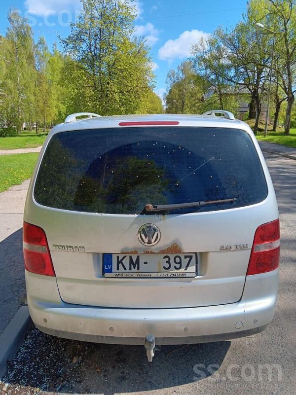 Volkswagen Touran 2004 Rīga, ar dzinēja tilpumu 2.00 L un nobraukumu 299 tūkst. km par 1100 €, foto 4 vietnē AUTOMOTO.COM.LV