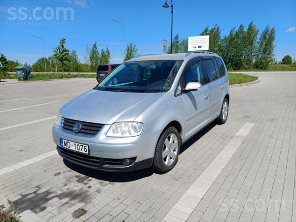 Volkswagen Touran 2004 Daugavpils, ar dzinēja tilpumu 1.90 L un nobraukumu 319 tūkst. km par 1400 €, foto 1 vietnē AUTOMOTO.COM.LV