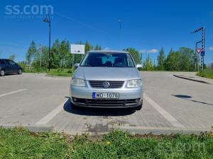 Volkswagen Touran 2004 Daugavpils, ar dzinēja tilpumu 1.90 L un nobraukumu 319 tūkst. km par 1400 €, foto 2 vietnē AUTOMOTO.COM.LV