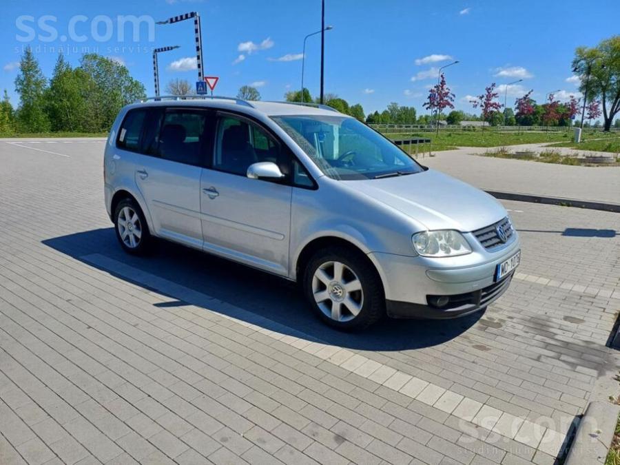 Volkswagen Touran 2004 Daugavpils, ar dzinēja tilpumu 1.90 L un nobraukumu 319 tūkst. km par 1400 €, foto 3 vietnē AUTOMOTO.COM.LV