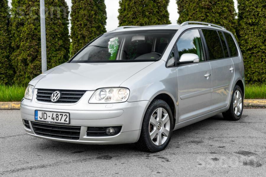 Volkswagen Touran 2004 Jelgava, ar dzinēja tilpumu 2.00 L un nobraukumu 240 tūkst. km par 6900 €, foto 3 vietnē AUTOMOTO.COM.LV