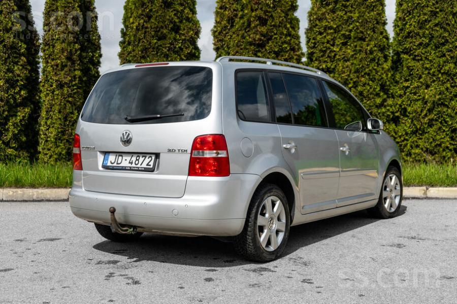 Volkswagen Touran 2004 Jelgava, ar dzinēja tilpumu 2.00 L un nobraukumu 240 tūkst. km par 6900 €, foto 6 vietnē AUTOMOTO.COM.LV