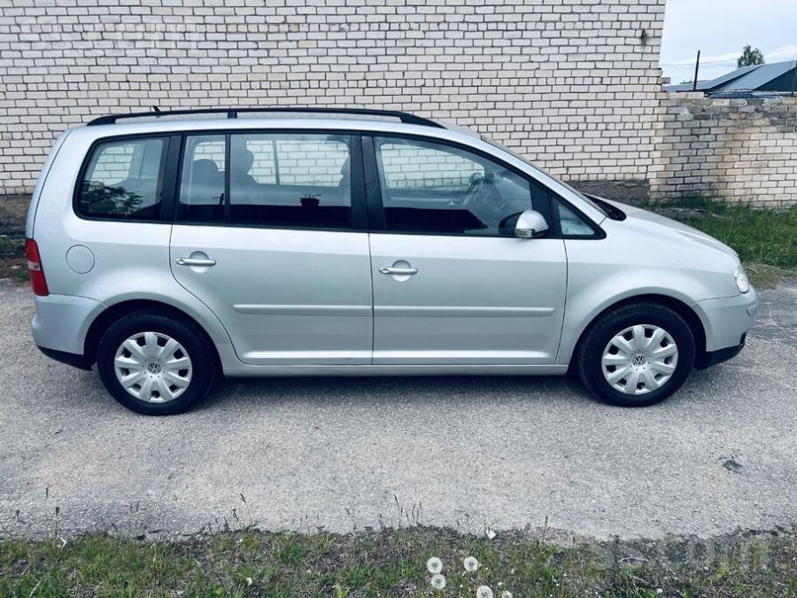 Volkswagen Touran 2004 in Daugavpils, with an engine capacity of 1.90 L and mileage of 259 thousand km for 3000 €, photo 7 on AUTOMOTO.COM.LV