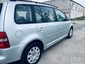 Volkswagen Touran 2004 in Daugavpils, with an engine capacity of 1.90 L and mileage of 259 thousand km for 3000 €, photo 11 on AUTOMOTO.COM.LV