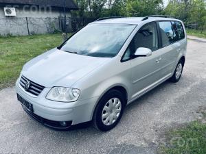 Volkswagen Touran 2004 in Daugavpils, with an engine capacity of 1.90 L and mileage of 259 thousand km for 2599 €, photo 1 on AUTOMOTO.COM.LV