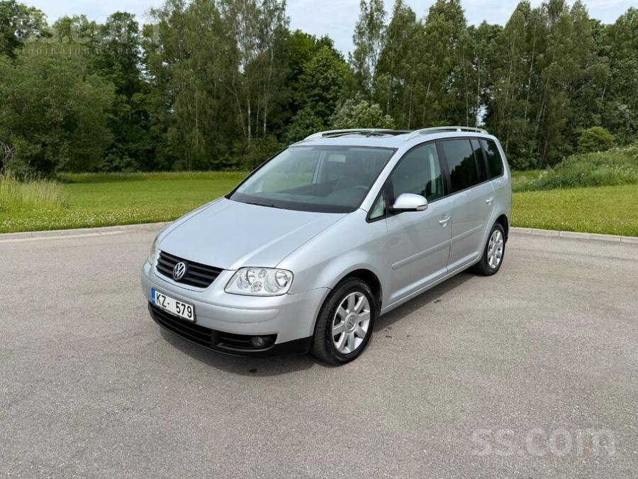 Volkswagen Touran 2004 in Cesis, with an engine capacity of 2.00 L and mileage of 297 thousand km for 1950 €, photo 1 on AUTOMOTO.COM.LV