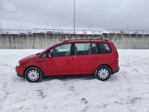Volkswagen Touran 2004 Viļņa, ar dzinēja tilpumu 2.00 L un nobraukumu 286 tūkst. km par 690 €, foto 4 vietnē AUTOMOTO.COM.LV