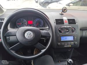 Volkswagen Touran 2004 Viļņa, ar dzinēja tilpumu 2.00 L un nobraukumu 286 tūkst. km par 690 €, foto 9 vietnē AUTOMOTO.COM.LV