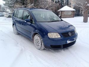 Volkswagen Touran 2004 Šauļi, ar dzinēja tilpumu 1.60 L un nobraukumu 280 tūkst. km par 1350 €, foto  vietnē AUTOMOTO.COM.LV