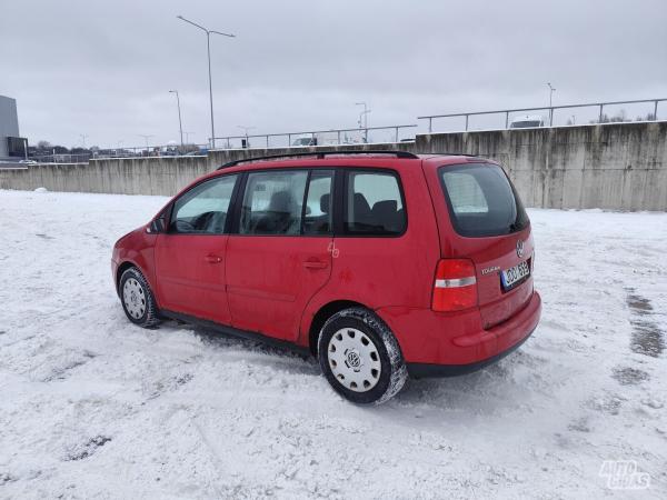 Volkswagen Touran 2004 Viļņa, ar dzinēja tilpumu 2.00 L un nobraukumu 286 tūkst. km par 630 €, foto 7 vietnē AUTOMOTO.COM.LV