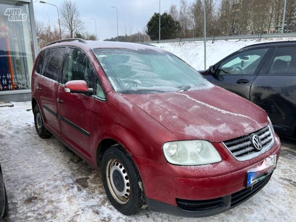 Volkswagen Touran 2004 Viļņa, ar dzinēja tilpumu 1.90 L un nobraukumu 300 tūkst. km par 1149 €, foto 2 vietnē AUTOMOTO.COM.LV