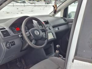 Volkswagen Touran 2004 Ventspils, ar dzinēja tilpumu 1.90 L un nobraukumu 369 tūkst. km par 1390 €, foto 5 vietnē AUTOMOTO.COM.LV