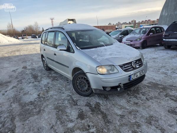 Volkswagen Touran 2004 in Klaipeda, with an engine capacity of 1.90 L and mileage of 440 thousand km for 450 €, photo 1 on AUTOMOTO.COM.LV