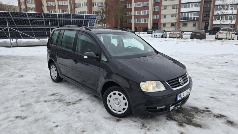 Volkswagen Touran 2004 Prienai, ar dzinēja tilpumu 2.00 L un nobraukumu 410 tūkst. km par 1150 €, foto 5 vietnē AUTOMOTO.COM.LV