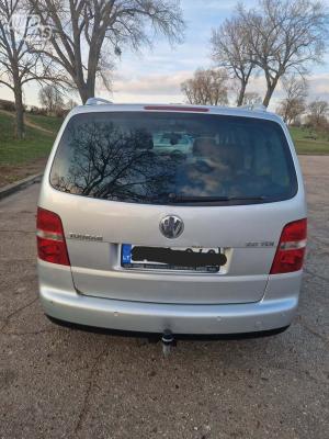 Volkswagen Touran 2004 Kauņa, ar dzinēja tilpumu 2.00 L un nobraukumu 328 tūkst. km par 1500 €, foto 5 vietnē AUTOMOTO.COM.LV