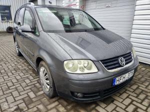 Volkswagen Touran 2004 Bliūdžiai, ar dzinēja tilpumu 2.00 L un nobraukumu 325 tūkst. km par 1330 €, foto 10 vietnē AUTOMOTO.COM.LV
