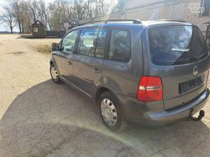 Volkswagen Touran 2004 Biržai, ar dzinēja tilpumu 1.90 L un nobraukumu 290 tūkst. km par 1900 €, foto 6 vietnē AUTOMOTO.COM.LV