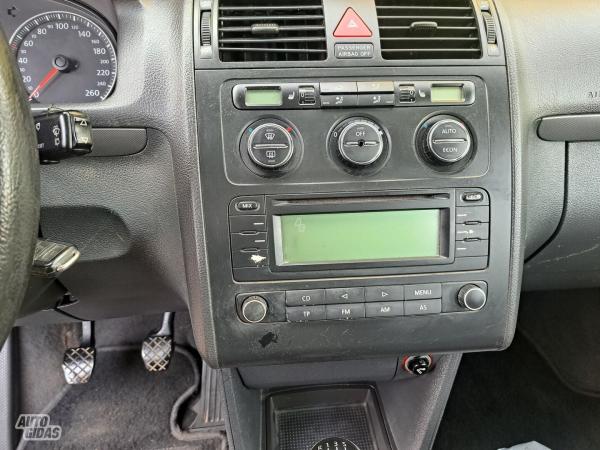 Фольксваген Туран 2004 в Биржай, объемом двигателя 1.90 л и пробегом 290 тыс. км за 1900 €, фото 7 на AUTOMOTO.COM.LV
