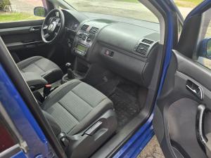 Фольксваген Туран 2004 в Юрбаркас, объемом двигателя 1.90 л и пробегом 280 тыс. км за 950 €, фото 6 на AUTOMOTO.COM.LV