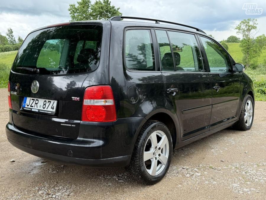 Volkswagen Touran 2004 Utena, ar dzinēja tilpumu 2.00 L un nobraukumu 345 tūkst. km par 2100 €, foto 6 vietnē AUTOMOTO.COM.LV