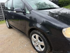 Volkswagen Touran 2004 Utena, ar dzinēja tilpumu 2.00 L un nobraukumu 345 tūkst. km par 2100 €, foto 20 vietnē AUTOMOTO.COM.LV