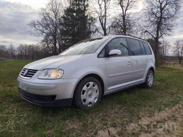Volkswagen Touran 2004 in Gulbene, with an engine capacity of 2.00 L and mileage of 336 thousand km for 1550 €, photo 1 on AUTOMOTO.COM.LV