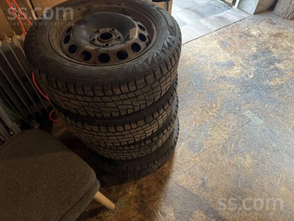 Фольксваген Туран 2004 в Рига, объемом двигателя 1.60 л и пробегом 123 тыс. км за 2150 €, фото 10 на AUTOMOTO.COM.LV