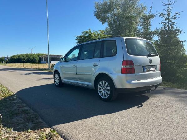 Volkswagen Touran 2004 in Telschi, with an engine capacity of 1.90 L and mileage of 253 thousand km for 2250 €, photo 6 on AUTOMOTO.COM.LV